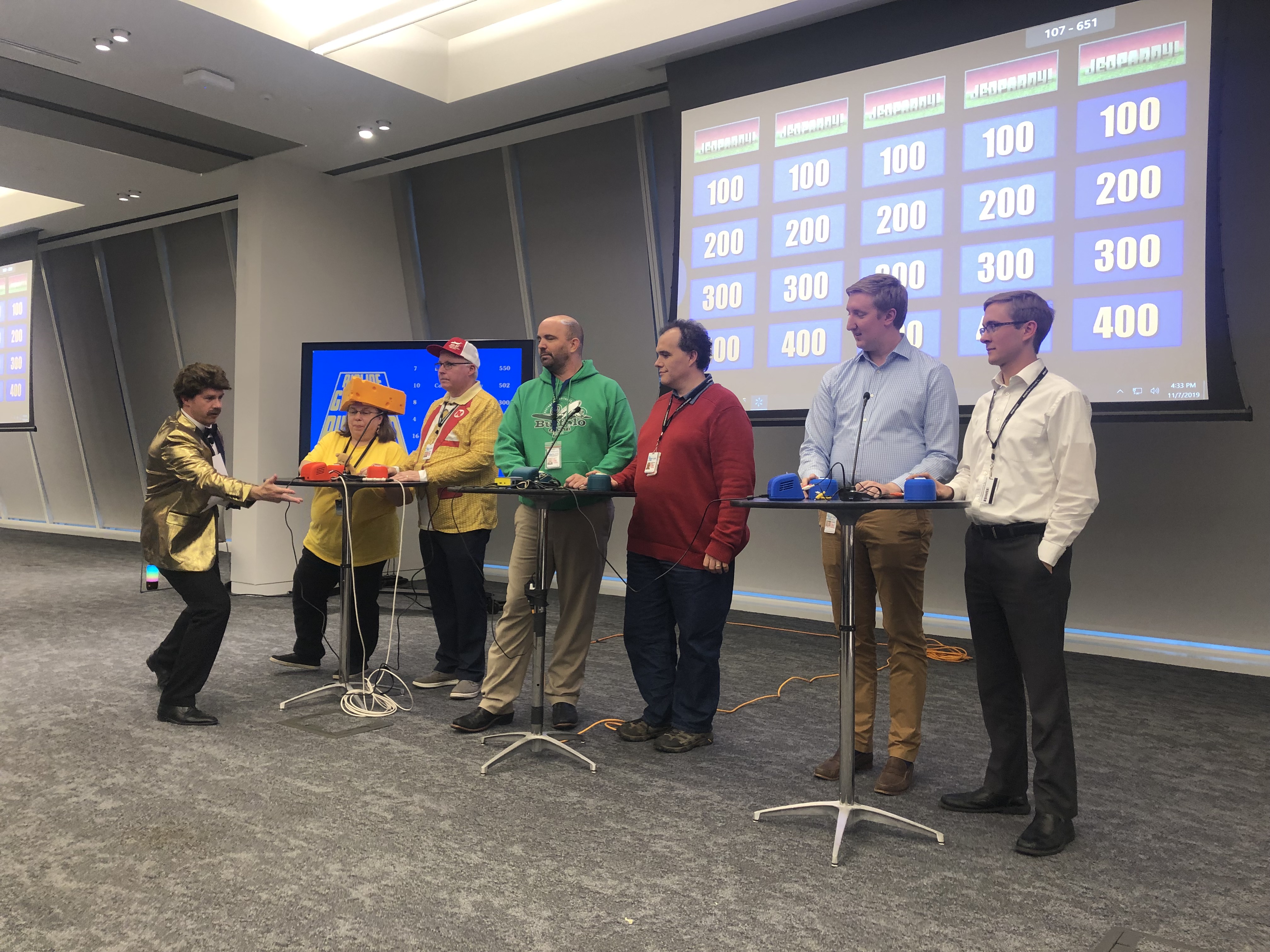 Geeks flex their aviation muscle to support fellow team members in need ...